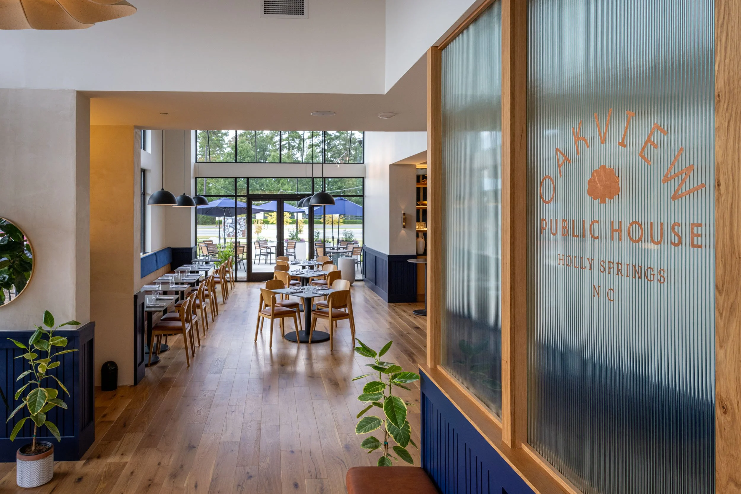 Oakview Public House