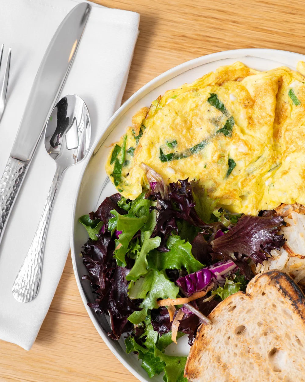 Americana Eatery & Bar