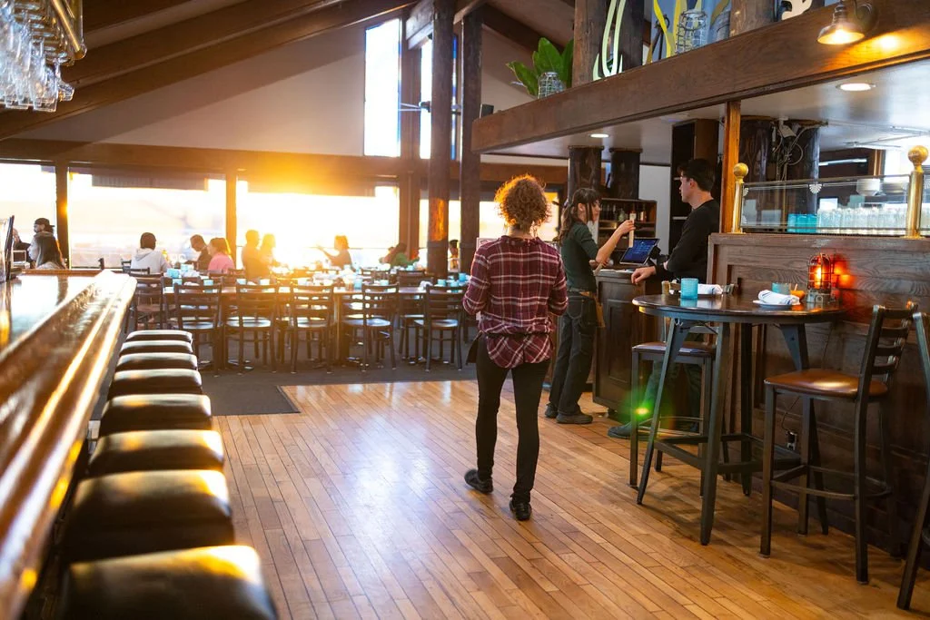 Rocker Oysterfeller's at the Wharf — Experience Southern Hospitality