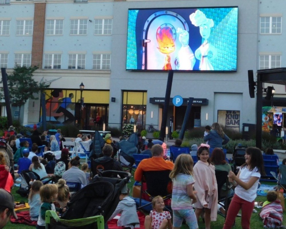 Outdoor Movies Guide 2026 Near Milwaukee’s North Shore — North Shore ...