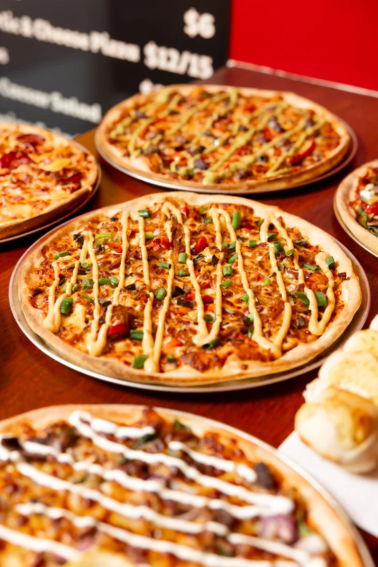 Fresh Pizza Takeaway & Home Delivery Near You | Captain Pizza