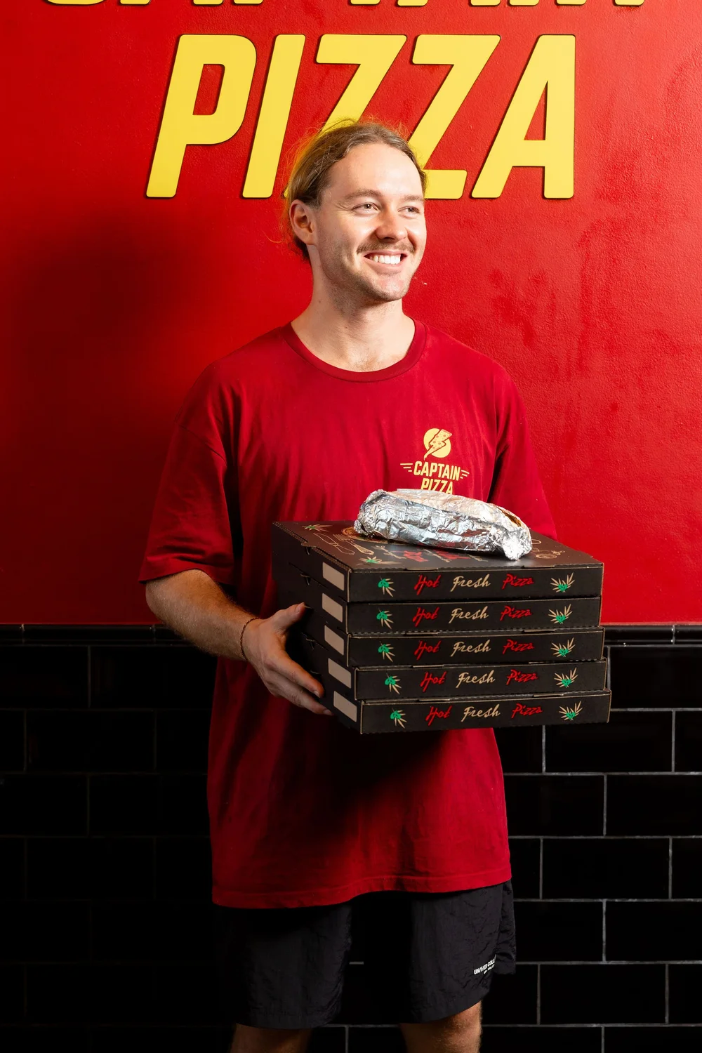 Fresh Pizza Takeaway & Home Delivery Near You | Captain Pizza