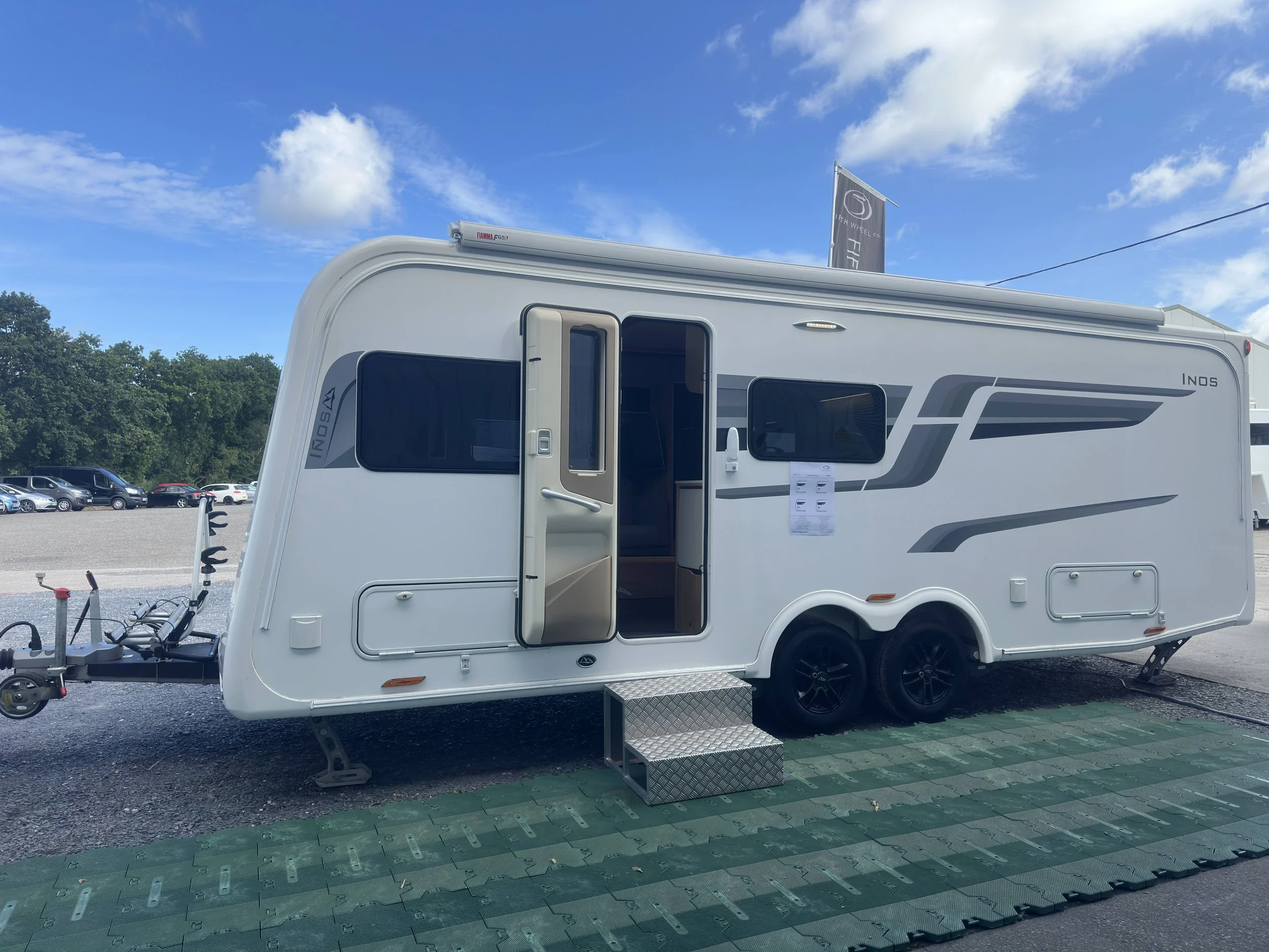 Approved Used Fifth Wheel Caravans | Luxury for Less — Fifth Wheel Company