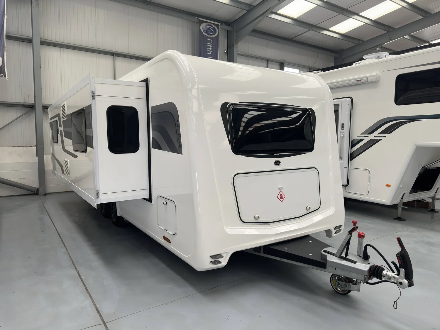 Approved Used Fifth Wheel Caravans | Luxury for Less — Fifth Wheel Company