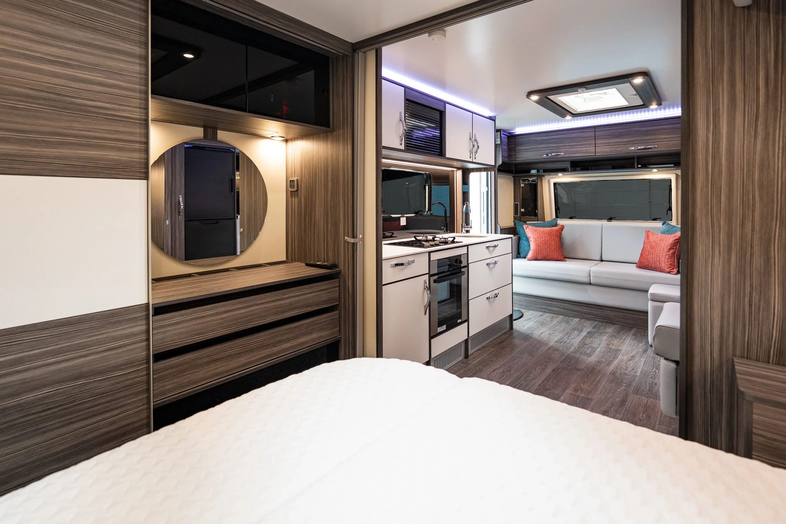 INOS Caravan | The Only UK Caravan with a Slide-Out — Fifth Wheel Company