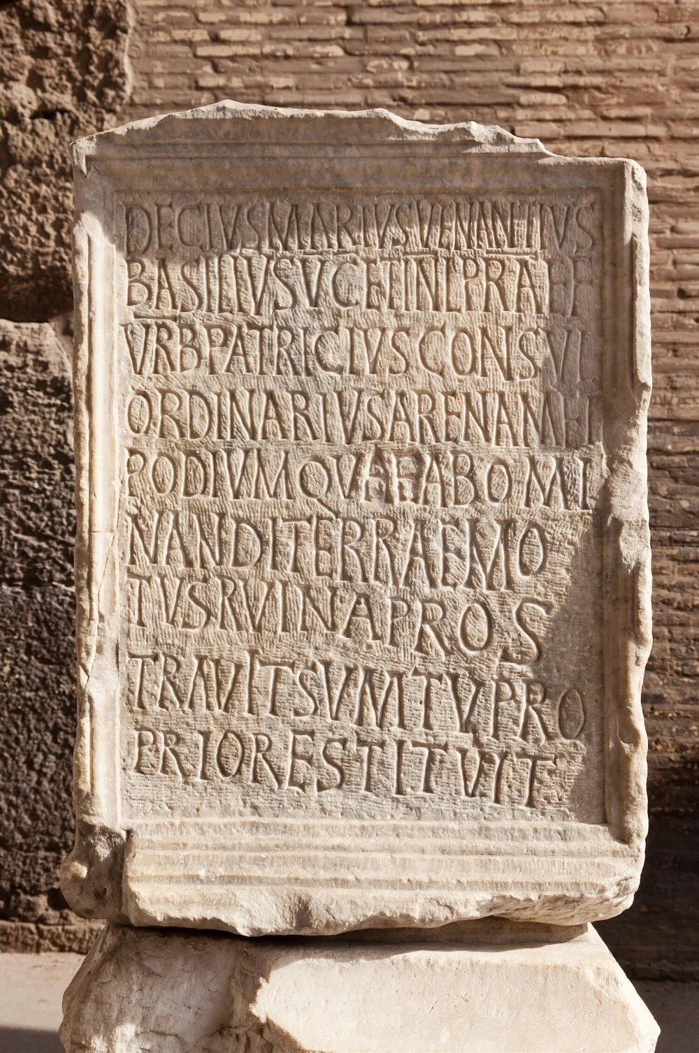 Lesson 1: Why Learn Latin? | DISCAMUS: Latin for Beginners