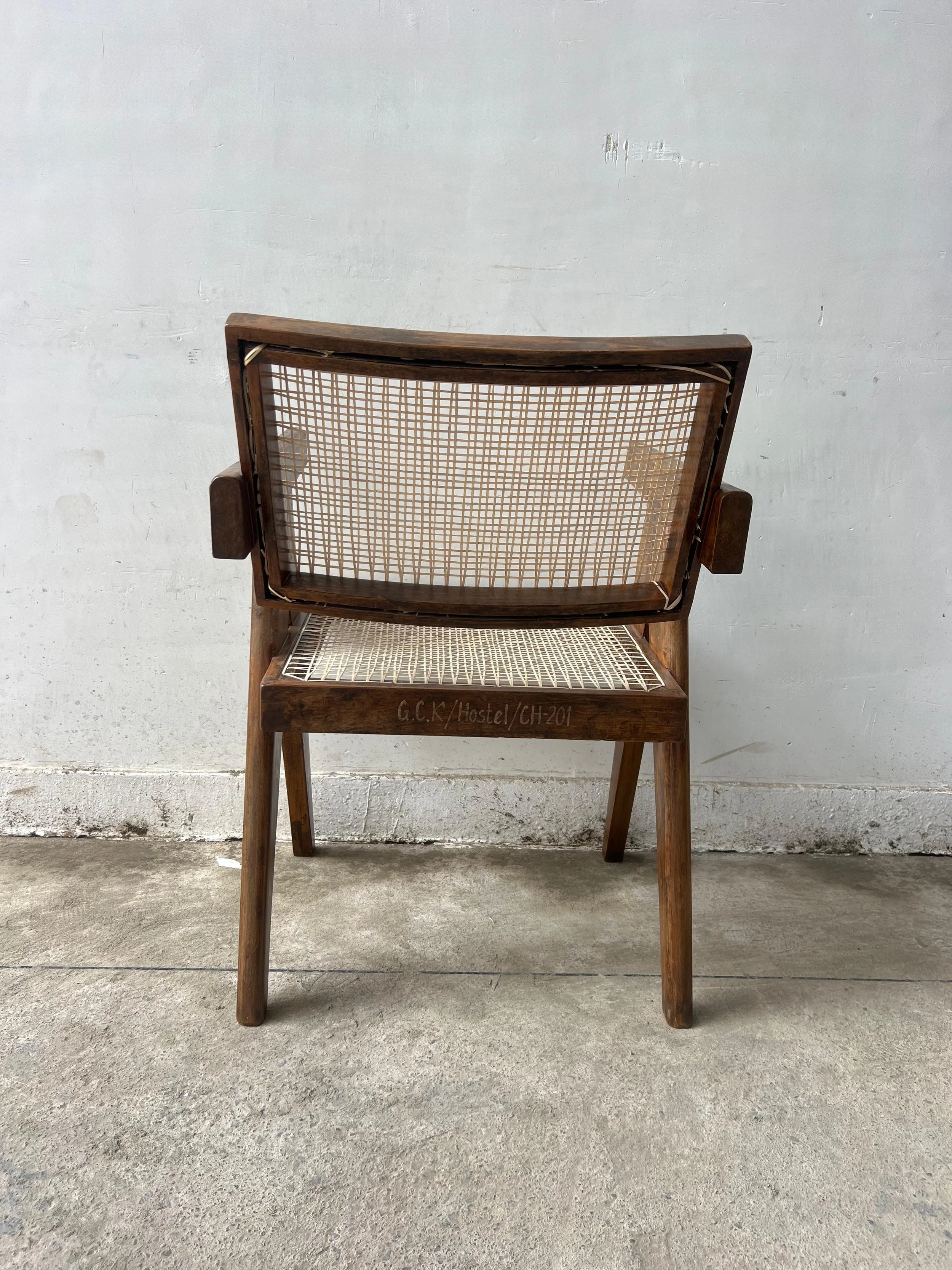 Pierre Jeanneret Floating Back Chair — CASA DE BOIS