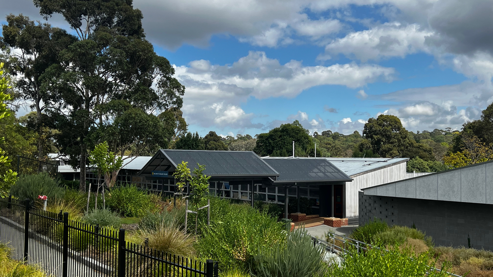 Contact us — Macleod College