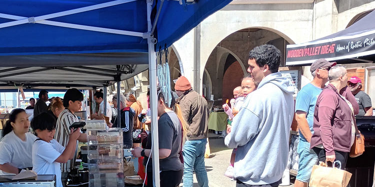 Southern Farmers Market - Local produce, food stalls and artisans every ...