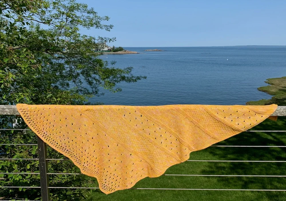 An easy beginner DK-weight shawl knitting pattern with a beach theme ...