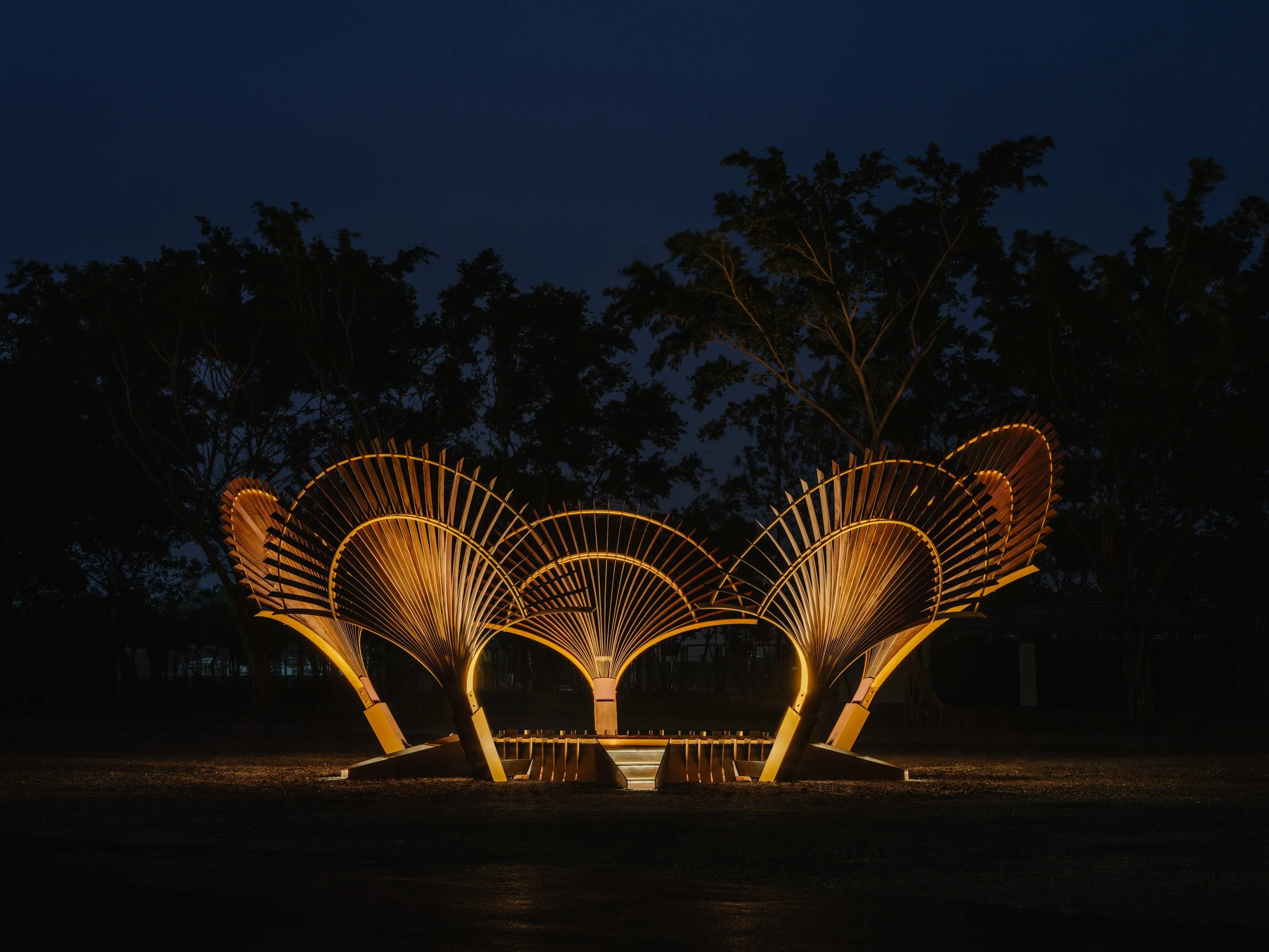 Temple : Flame Tree — Cheng Tsung FENG