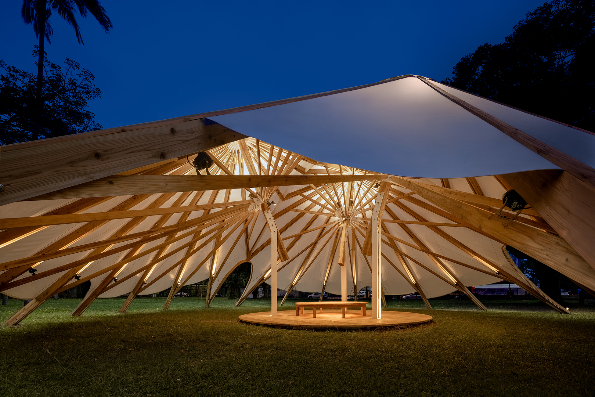 Rainy Dome — Cheng Tsung FENG