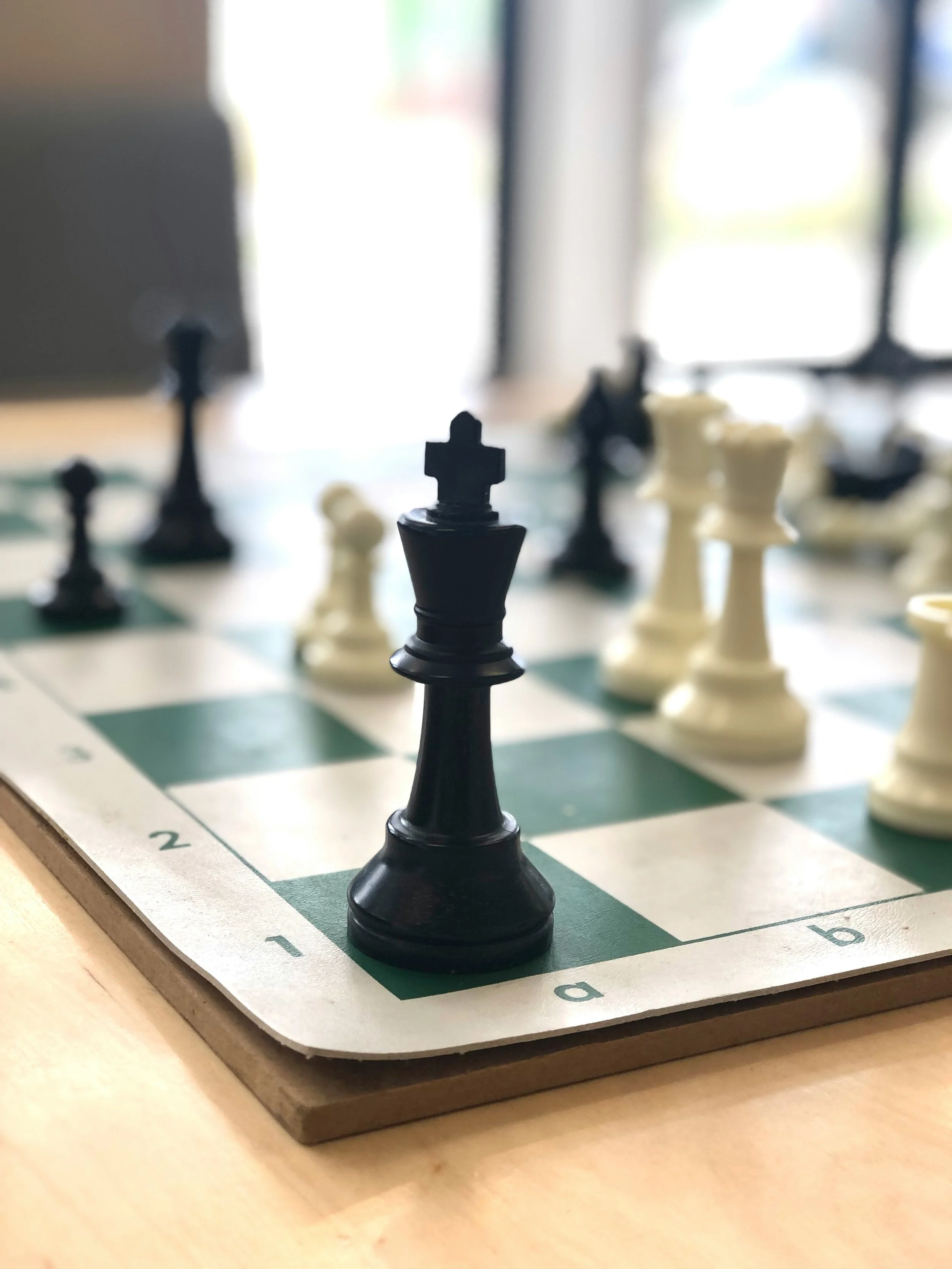 How to Move Chess Pieces — De-stress with Chess