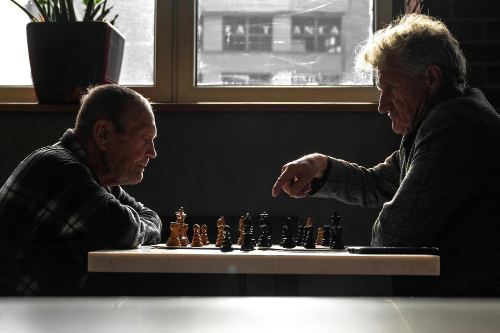 How to Move Chess Pieces — De-stress with Chess