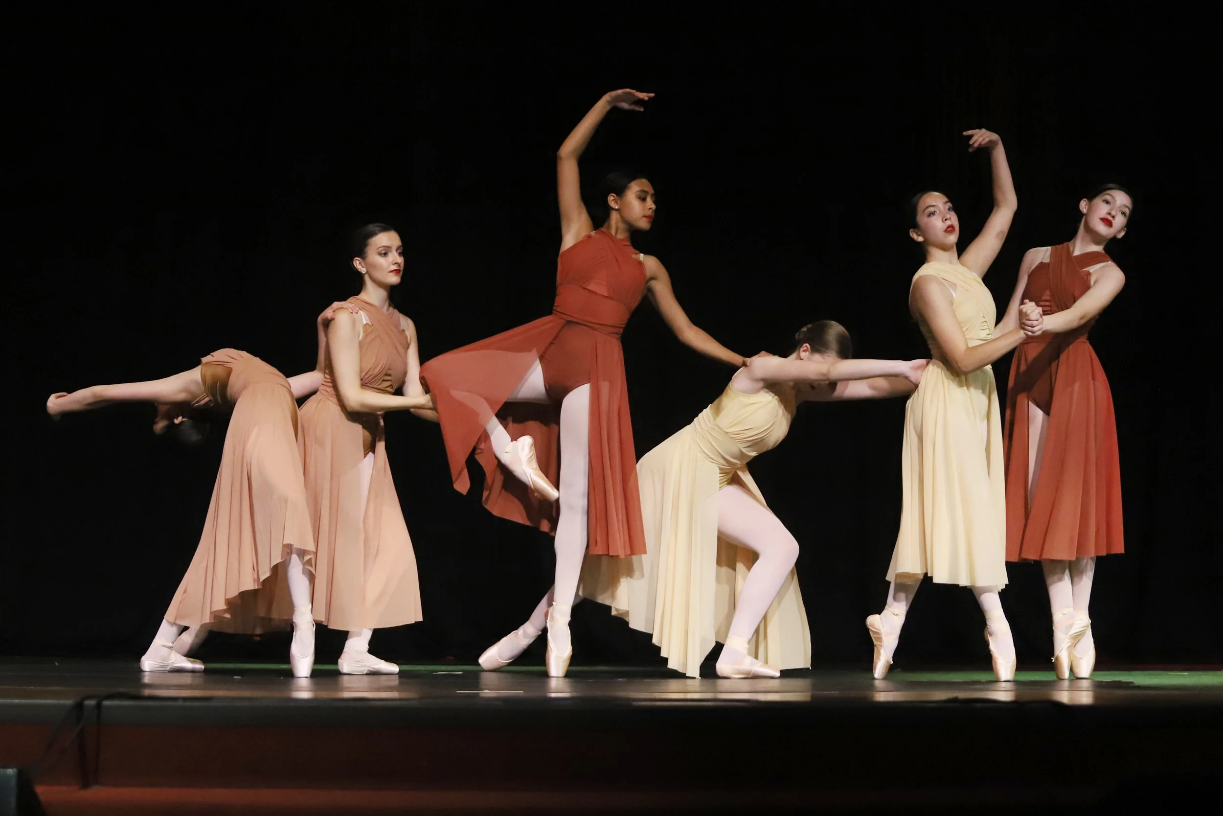 To the Pointe Dance Productions