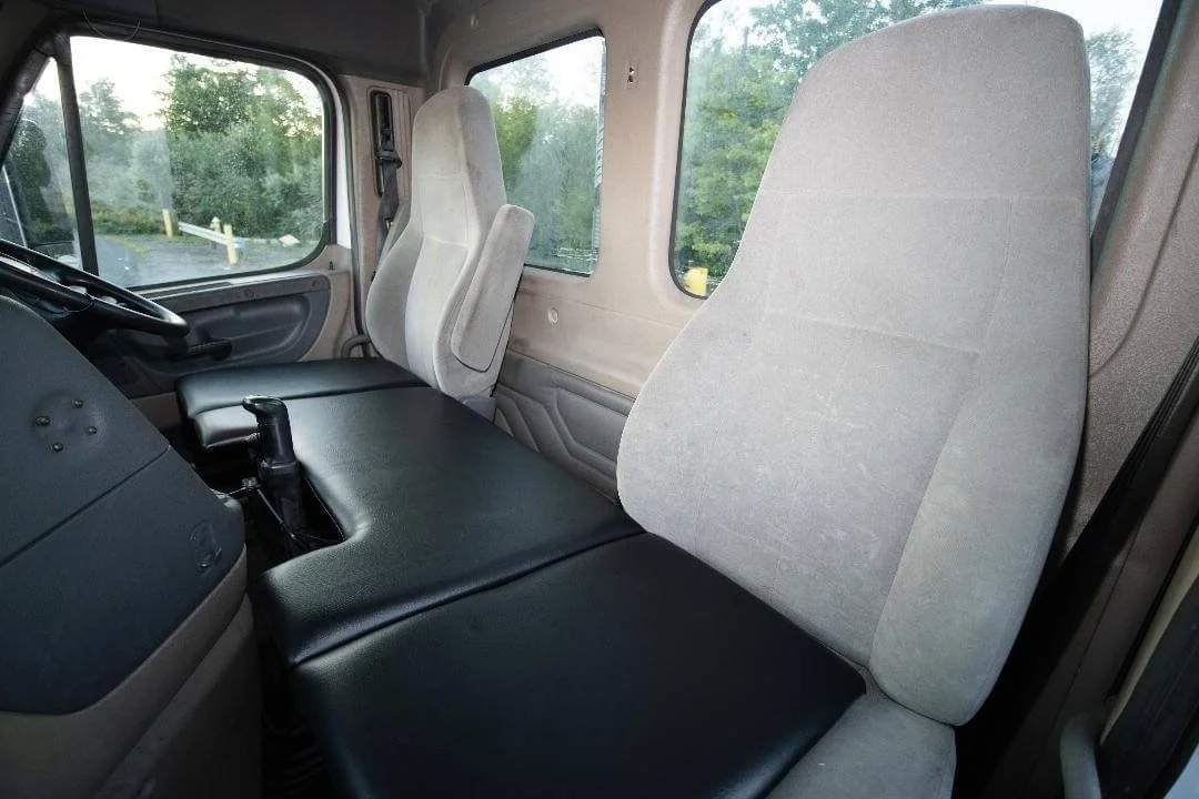 Buy Compact Cab Beds for Trucks – DOT & FMCSA-Compliant Designs