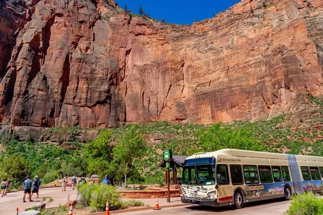 How to use the Springdale and Zion Shuttle — Zion Canyon Casitas