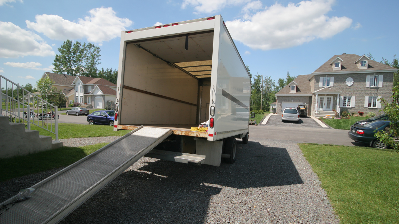 Osoyoos Movers | Reliable & Affordable Moving Services — BC Hercules Moving