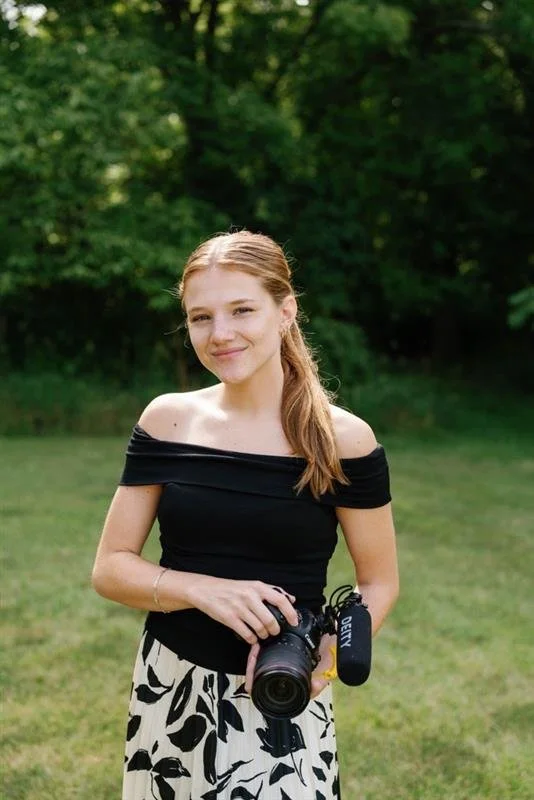 ABOUT — Elise Ann
