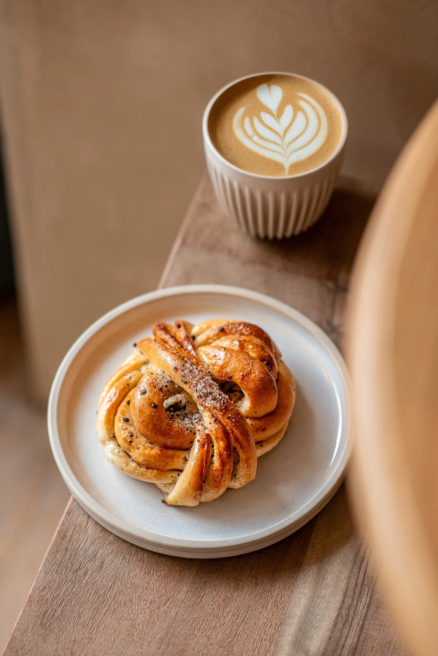 brodwolf bakery — WOLFOX COFFEE