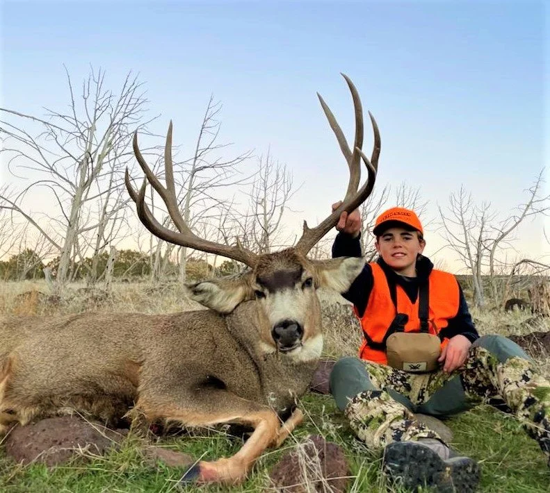 Colorado Unit 40 Trophy Mule Deer And Elk Hunts — GuideWest Outfitters