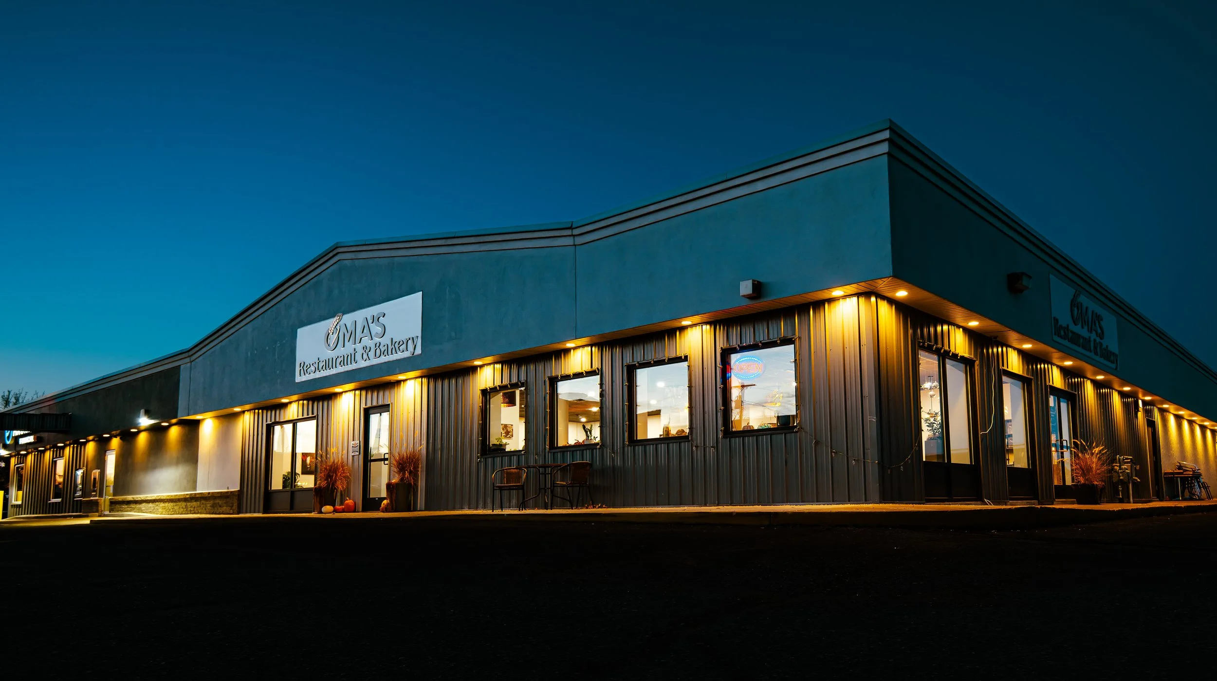 Oma's Restaurant and Bakery