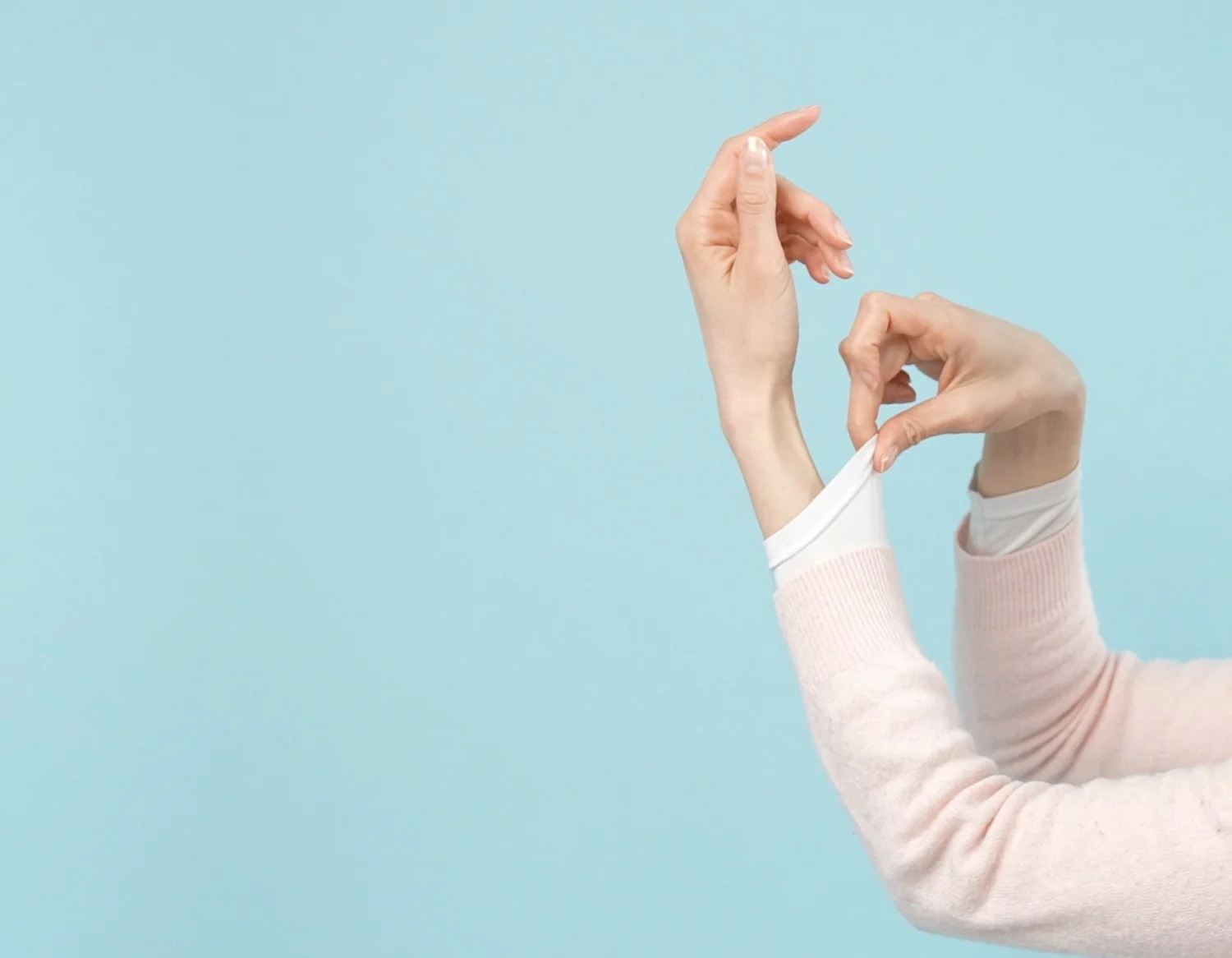 Mastering Korean Style: How to Layer Sweaters — The Halfie Project 혼혈이야기