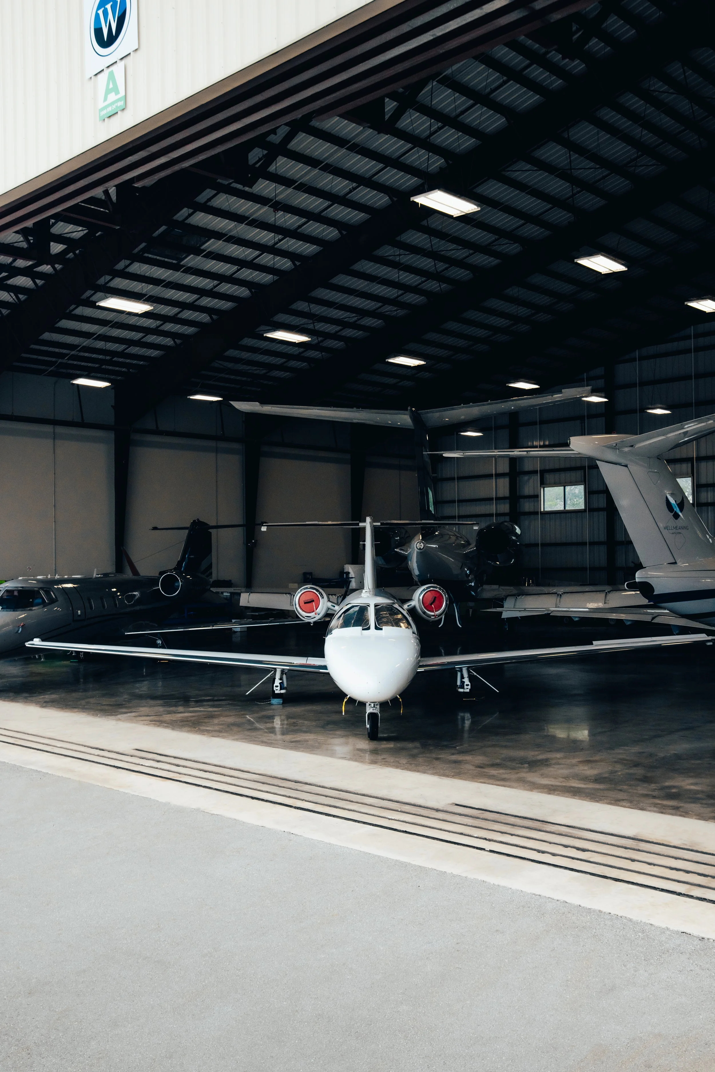 W Aviation FBO