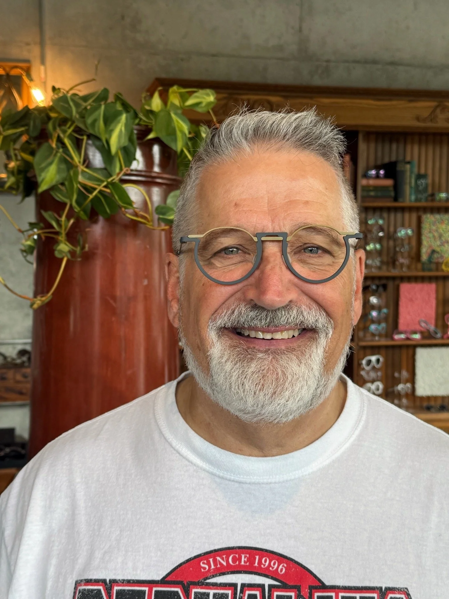 Designer and Bespoke Glasses in Omaha | Kinkead Optical Co.