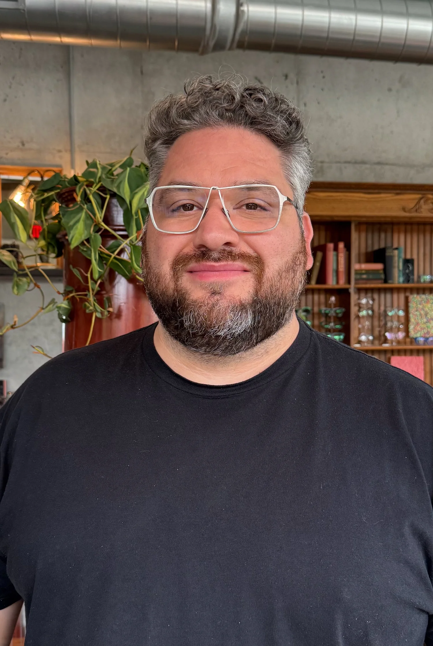 Designer and Bespoke Glasses in Omaha | Kinkead Optical Co.
