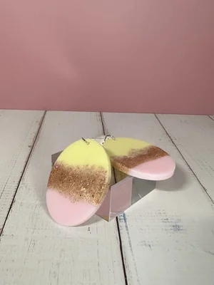 All that Glitters — All That Glitters