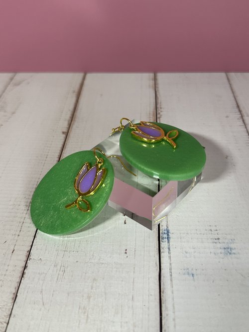 All that Glitters — All That Glitters