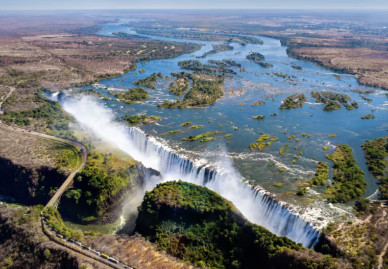 The Biggest Waterfalls in the World — But None Compare to Niagara Falls ...