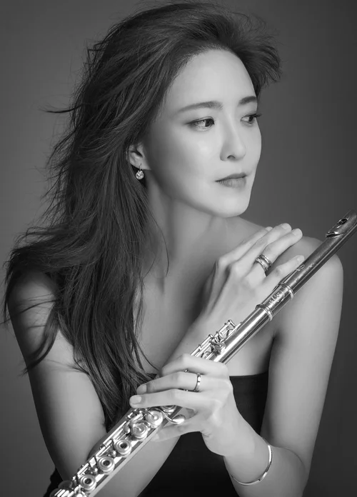 Jasmine Choi: The Voice of a Generation, and a Living History — ECHELON