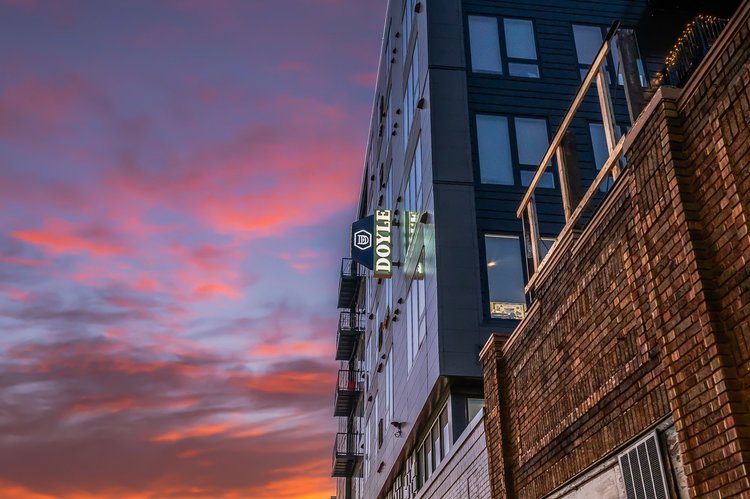 Doyle Apartments | Furnished Dinkytown Apts Near UMN