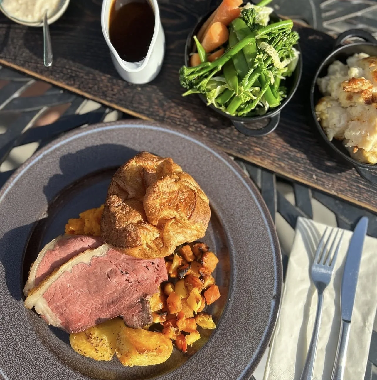 Norfolk Restaurant & Bar | Seasonal & Pub Classics — The Stag Salhouse