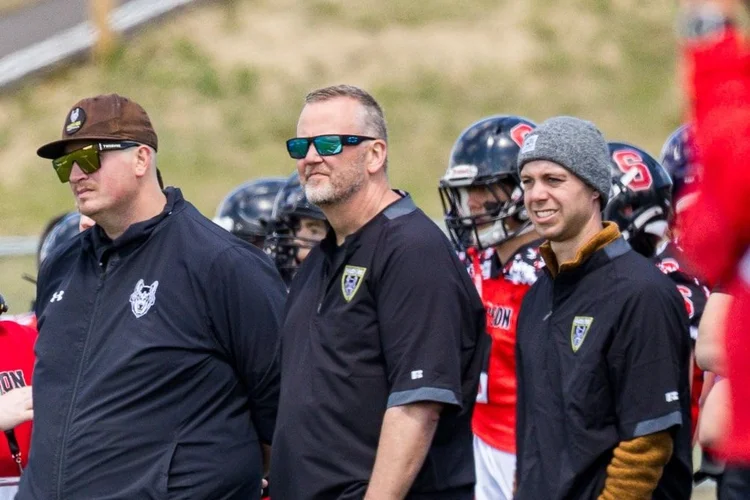 Edmonton Huskies Football | Join the Action Today