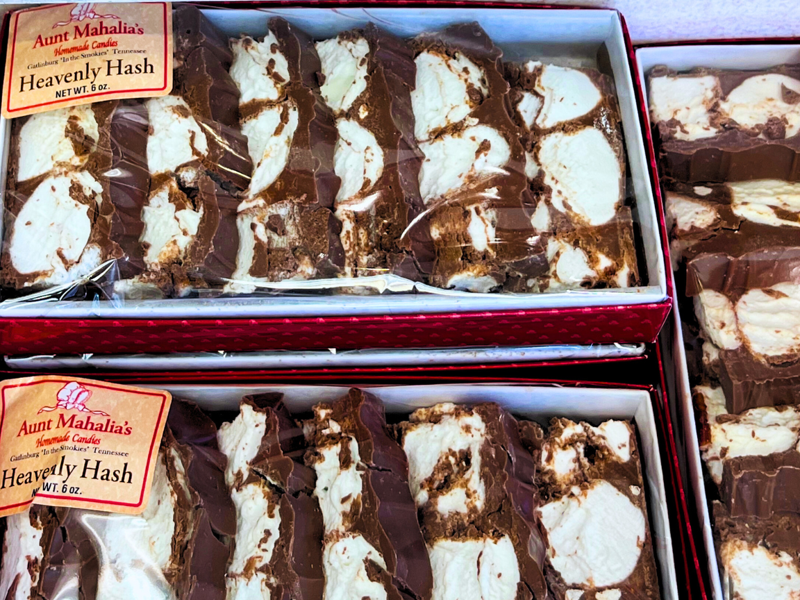 Aunt Mahalia's Homemade Candies Since 1939 - Downtown Gatlinburg