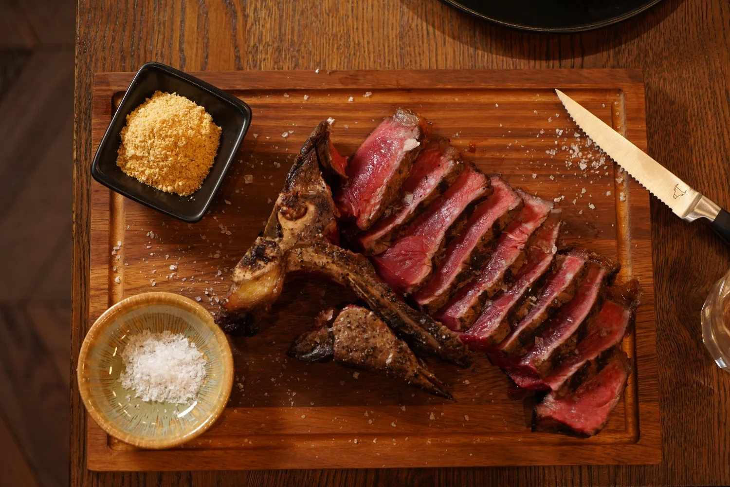 MEET QUARTER | Experience Exceptional Flavors