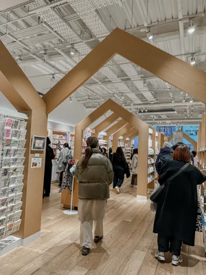 Itoya Ginza: Japan’s Iconic 13-Story Stationery Store in the Heart of ...
