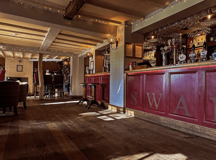 The Hanley Swan Inn | Dine & Unwind