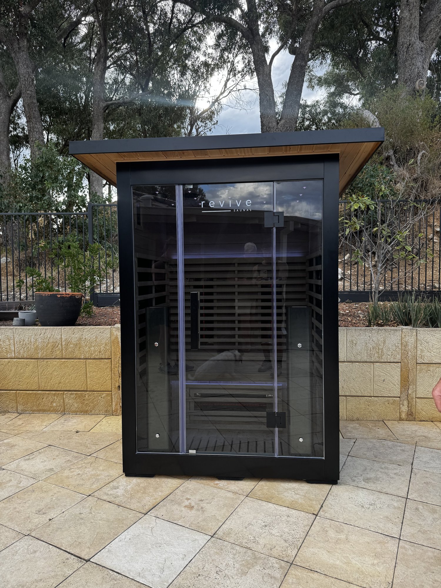 Delux | Experience Ultimate Relaxation — REVIVE SAUNAS