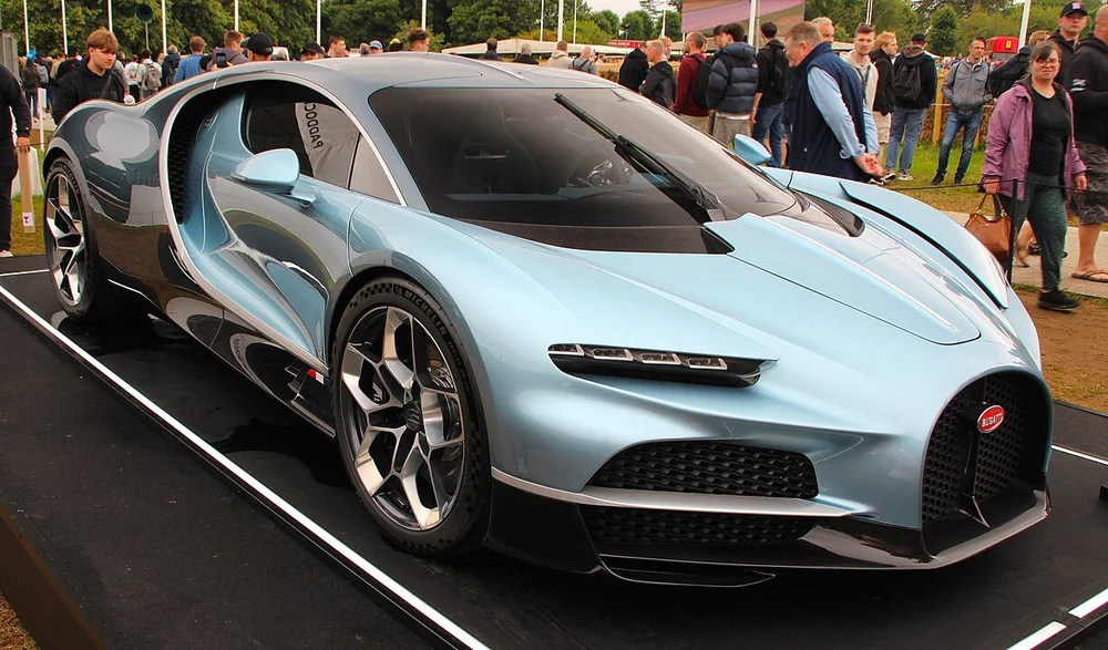 Top 5 Hypercars 2025 – Die exklusivsten Supercars der Welt | Hypercars.pro