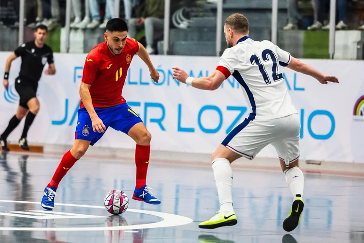 WHAT IS FUTSAL? — England Futsal