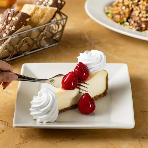 The Cheesecake Factory — Santa Monica Place