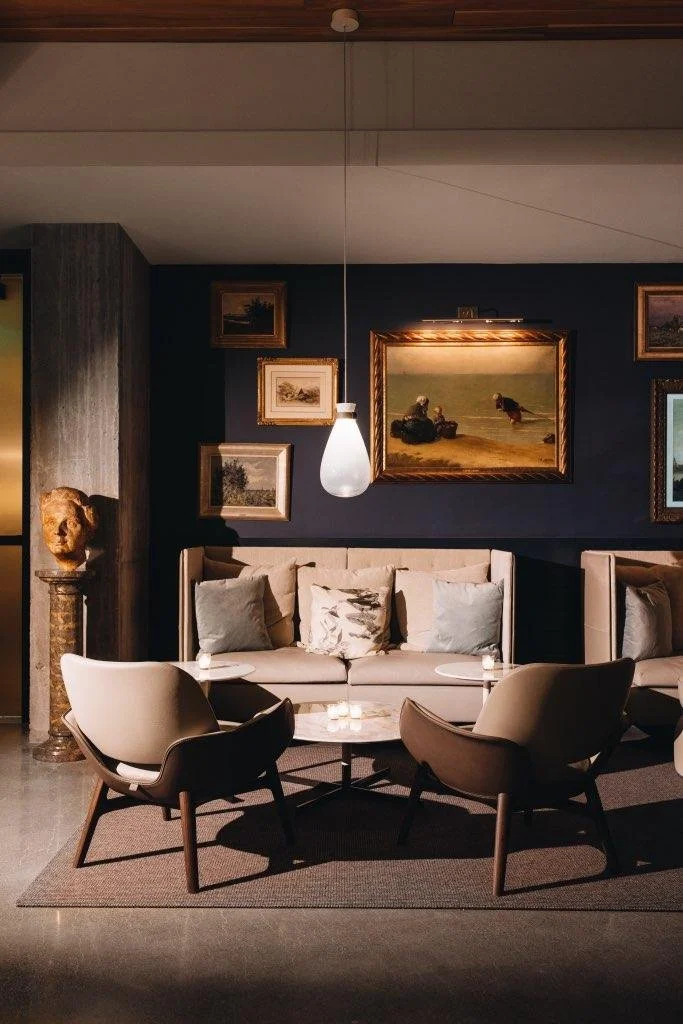 The Nightwatch Lounge