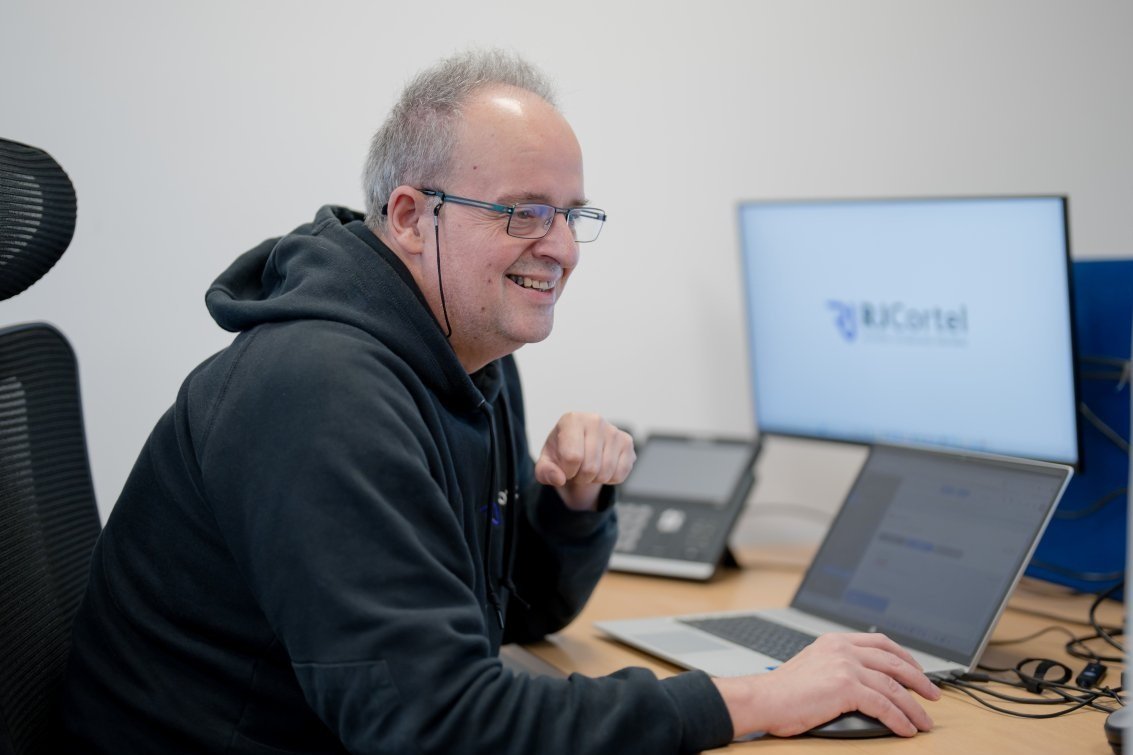 About-Jonathan | Discover Expert IT Solutions — RJ Cortel