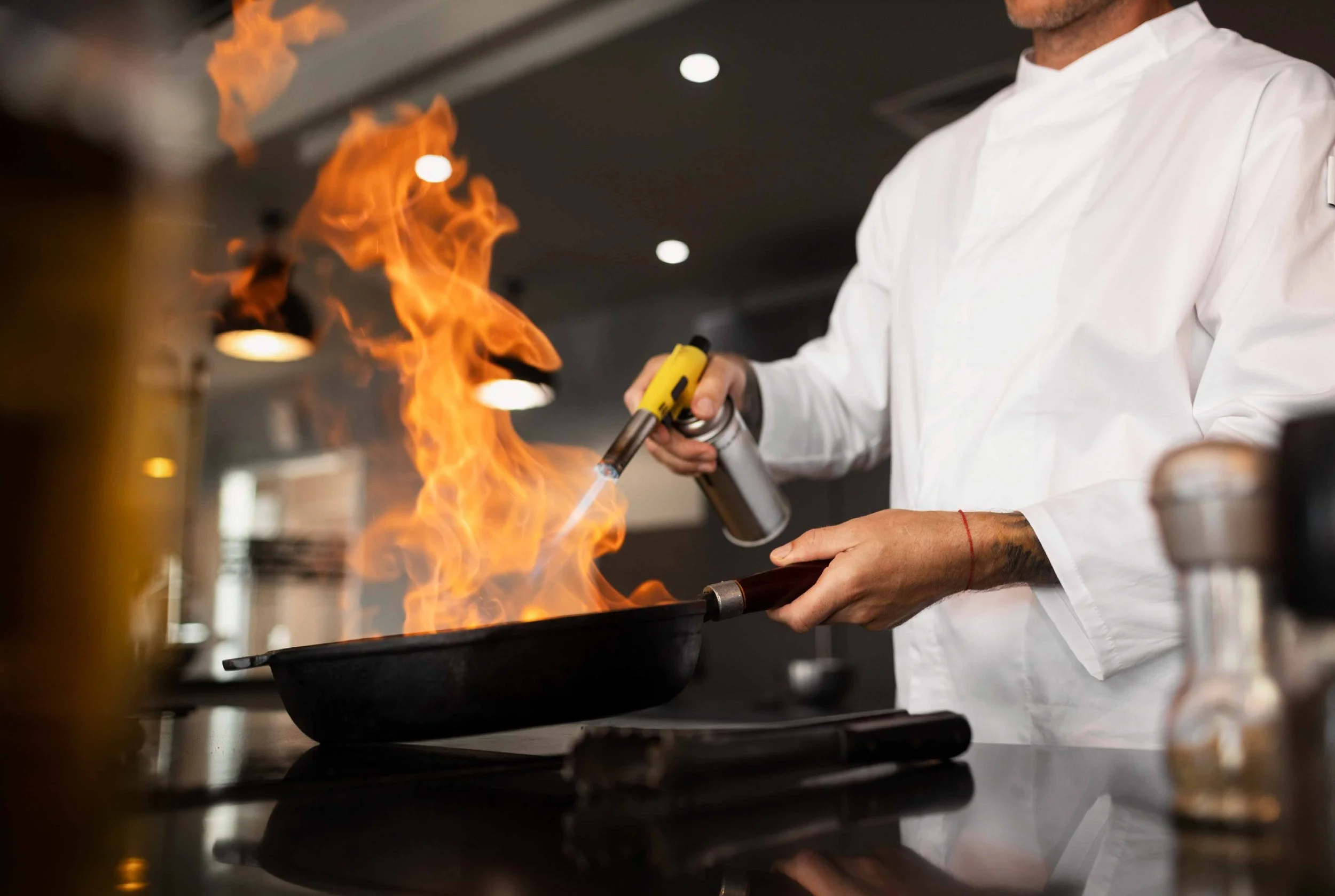 Jay's | Steakhouse | Entertainment | Drinks
