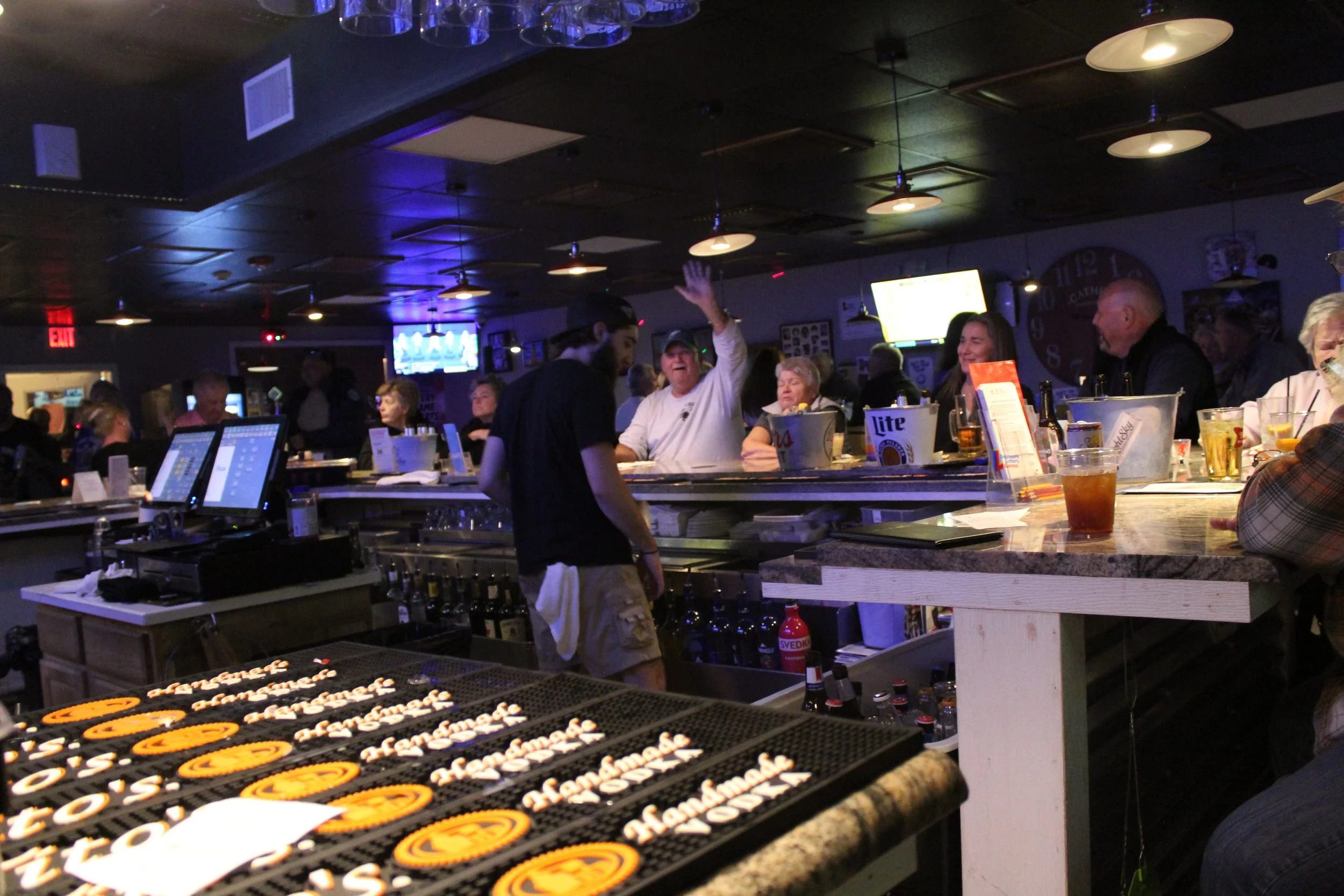 The Crab Barn | Local Crabs