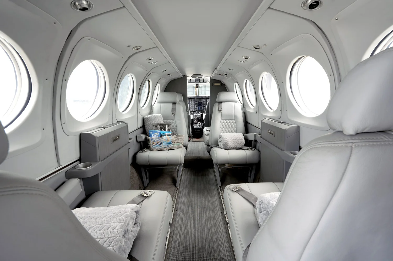 Exclusive Aviation - Nassau Bahamas